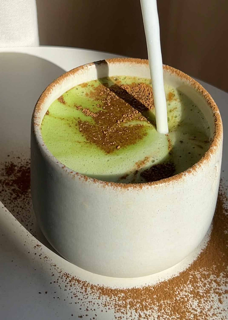 Cinnamon Matcha Latte – HEALTH BAR GmbH
